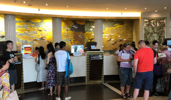 How brands can win over China’s booming travel market with DOOH